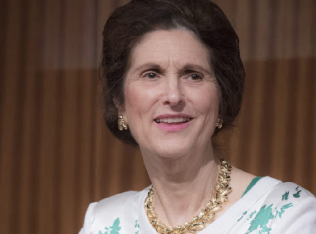 Lynda Johnson Robb | Booking Agent | Roster | MN2S